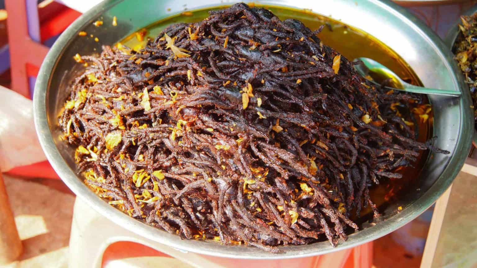 15 Bizarre Delicacies From Around The World That Are Surprisingly Popular
