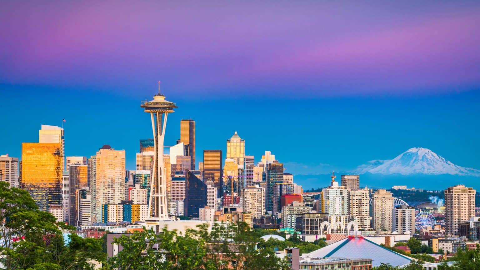 14 Jaw-Dropping Skylines Around The World That’ll Make You Book A Flight